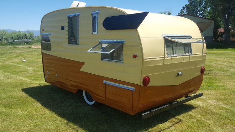 #156 - 1959 Shasta Travel Trailer | MAG Auctions