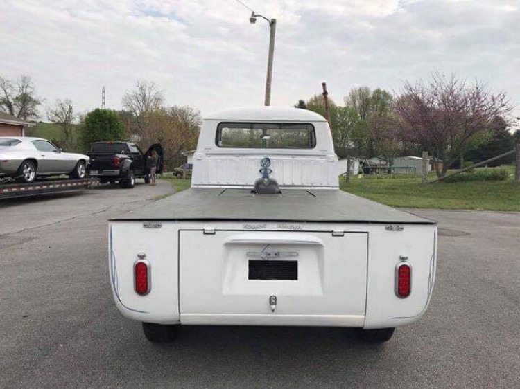 #240 - 1967 Volkswagen Bus Half Cab Resto-Mod | MAG Auctions