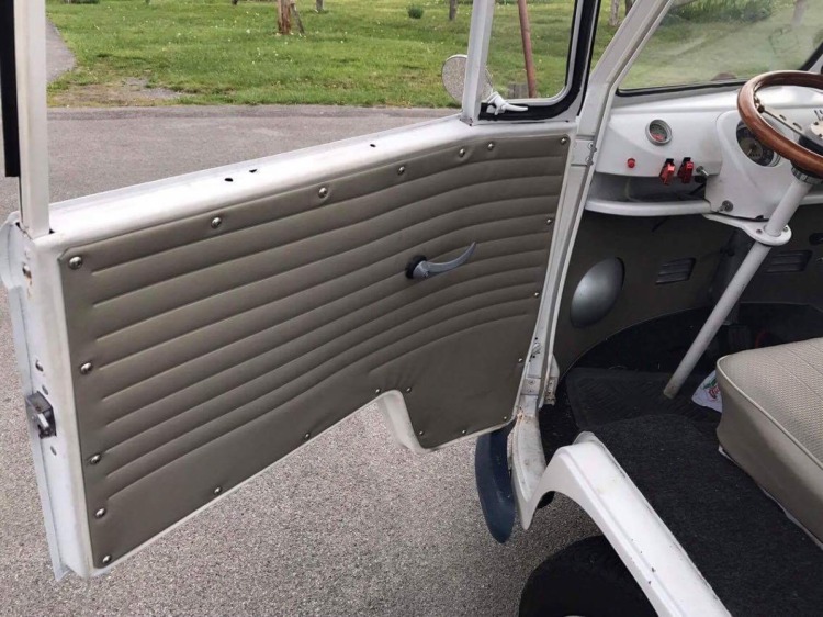 #240 - 1967 Volkswagen Bus Half Cab Resto-Mod | MAG Auctions