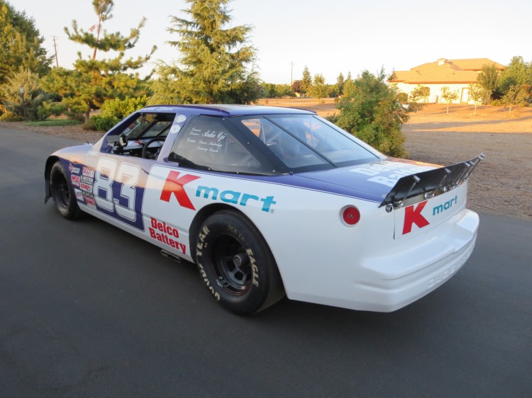 #201 - 1988 Oldsmobile Cutlass Nascar Winston Cup car | MAG Auctions