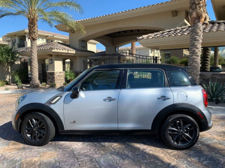 #304 - 2012 Mini Cooper Countryman AWD 4DR S | MAG Auctions