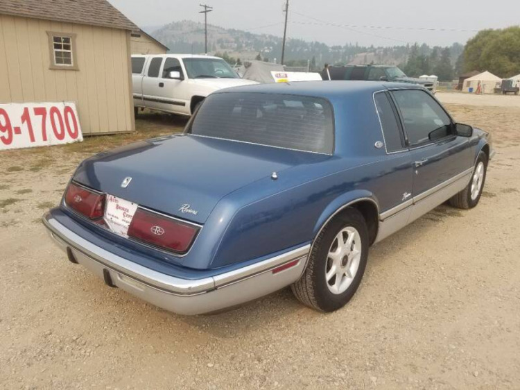 #344 - 1992 Buick Riviera | MAG Auctions
